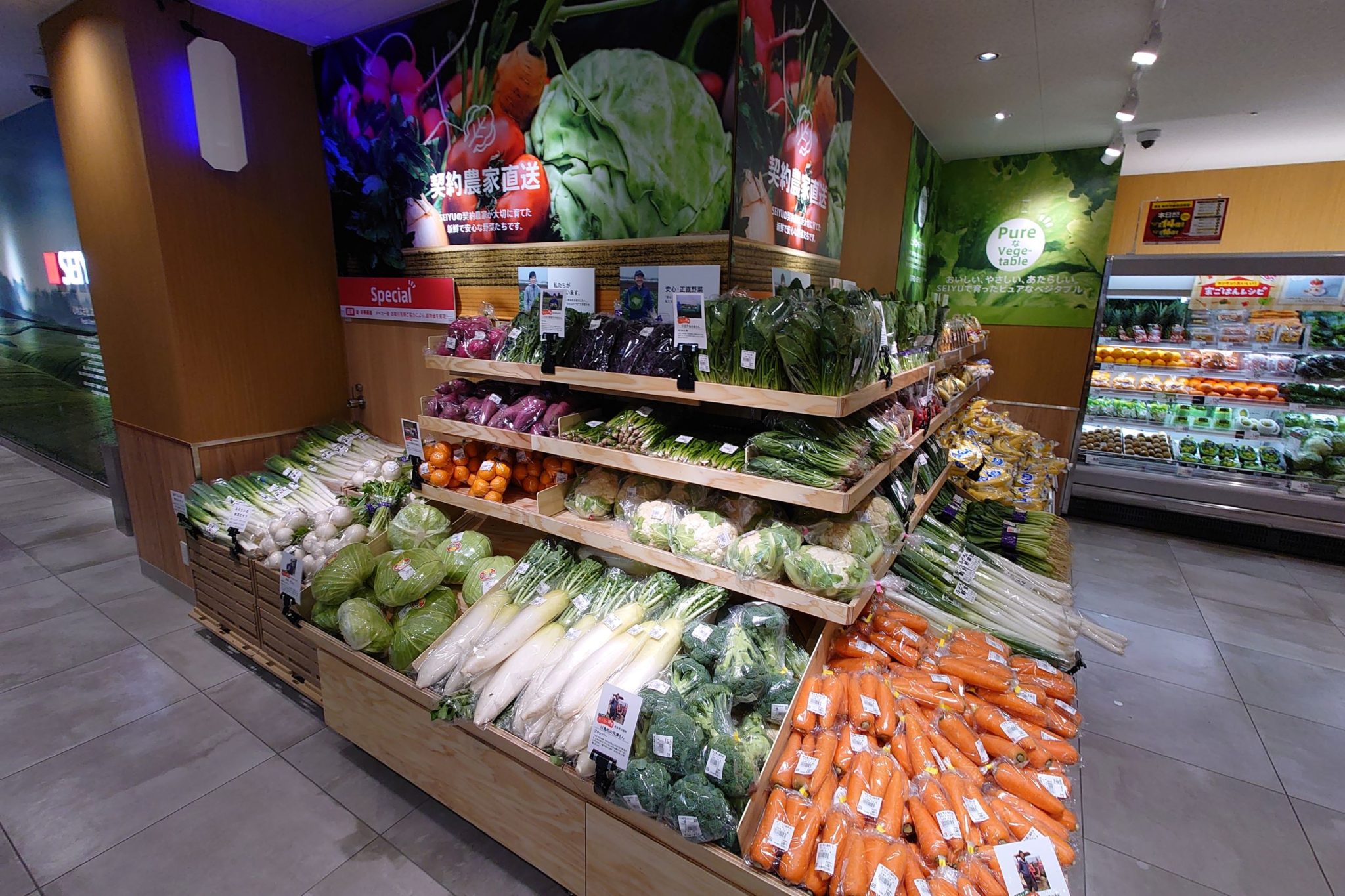 西友和光市駅前店がオープン、居抜き出店による新規出店で売場2層の駅前店、「心地よさ」意識し内装にも工夫 | リテール・リーダーズ
