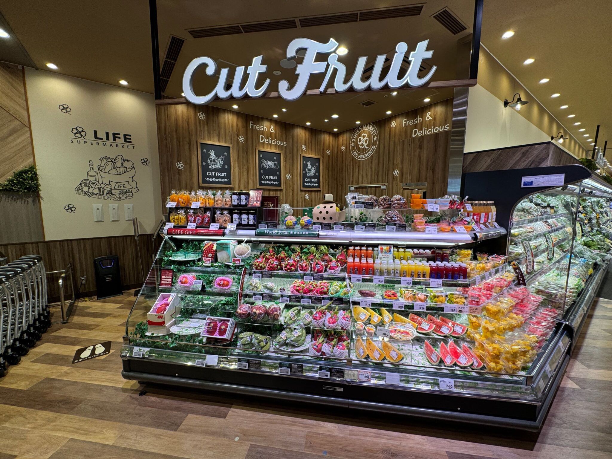ライフソコラ所沢店がオープン、ライフ所沢市初進出、久々の大型店で最新MDを展開 | リテール・リーダーズ