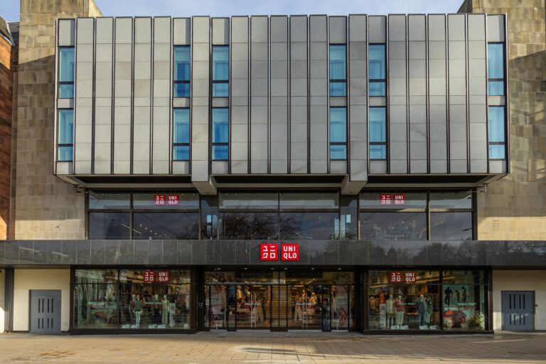 ユニクロの全世界店舗数が2500店舗を突破、2024年秋、欧州、北米、アジアで主要店舗が続々オープン | リテール・リーダーズ